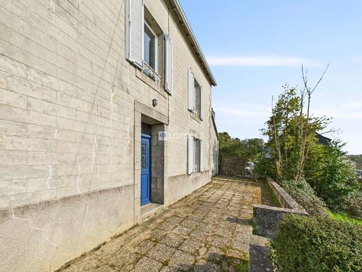 6 annonces à rénover maisons à vendre Pont-de-Buis-lès-Quimerch 29590 à ...