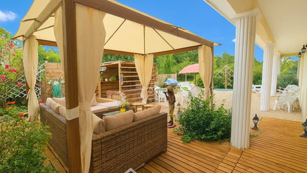 Maison de plain-pied à vendre T8/F8 231 m² 598500 € Milly-la-Forêt (91490)