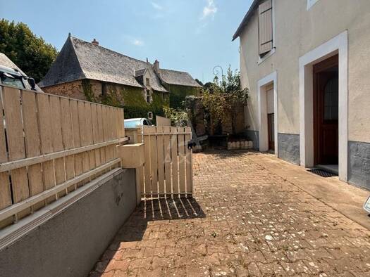 Annonces maisons à louer Aviré 49500, Seloger.com