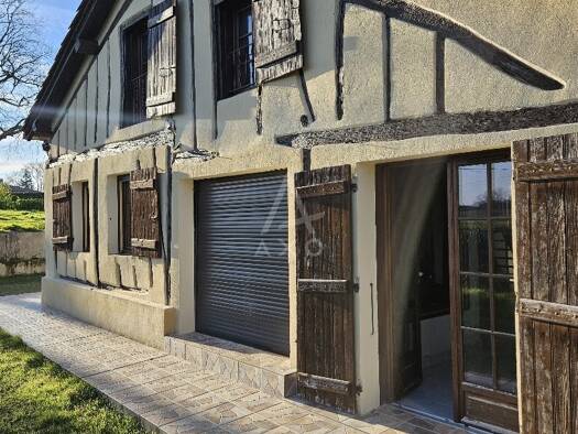 2 annonces maisons à vendre Larée 32150 à partir de 280 000€, Seloger.com