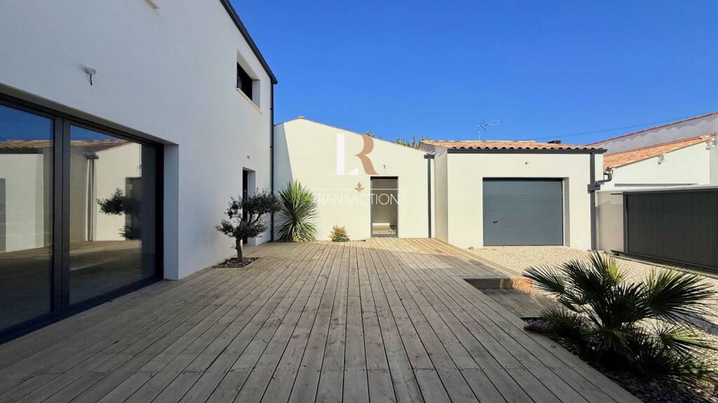 Maison à vendre T5/F5 142 m² 679000 € La Rochelle (17000)