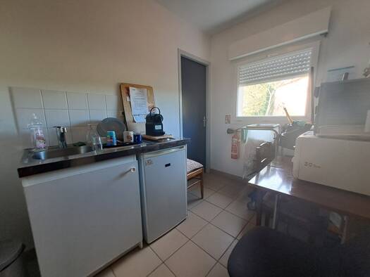 1 annonce bureaux d'entreprise à louer La Brède 33650 à partir de 623 ...