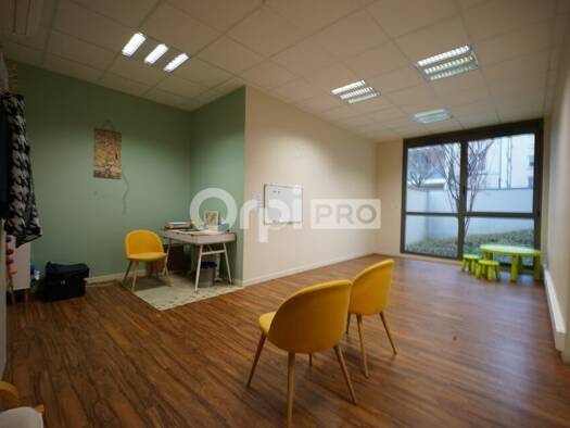 Annonces bureaux d'entreprise à louer Morancé 69480, Seloger.com