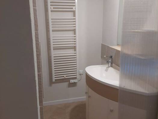 Annonces immobilier à louer Saint-Pierre-de-Bat 33760, Seloger.com