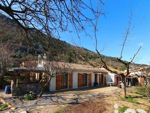 1 annonce maisons avec piscine à vendre La Tour-sur-Orb 34260 à partir ...