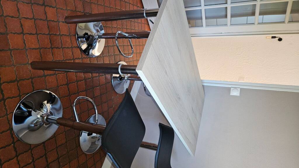 Maison à louer T7/F7 150 m² 1875 € Saint-Xandre (17138)