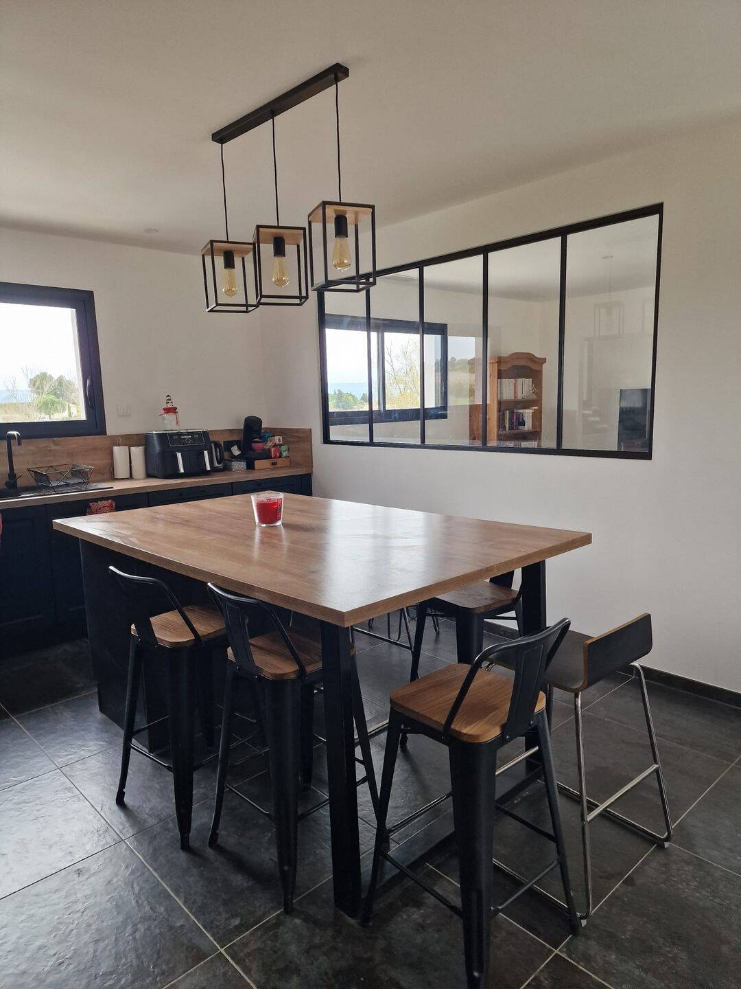 Maison à vendre T6/F6 890 m² 355000 € Alairac (11290)