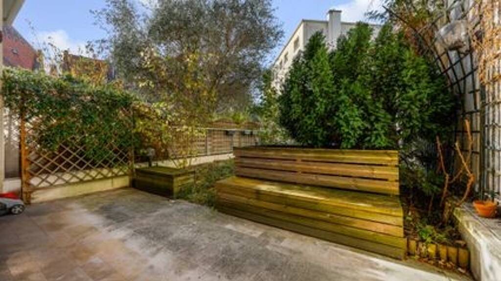 Duplex à vendre T4/F4 113.97 m² 1050000 € Espaces Jeunes Issy-les ...