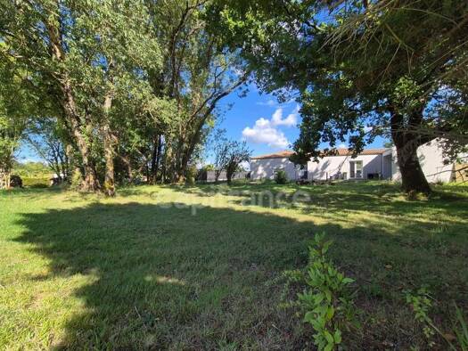 11 annonces terrains pas chers à vendre Saint-Sulpice-de-Royan 17200 à ...