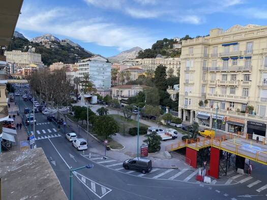 Annonces bureaux d'entreprise à louer Castillon 06500, Seloger.com