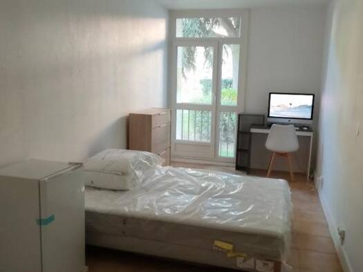 2 annonces studios (T1/F1) meublés à louer Centre Ris-Orangis 91130 à partir de 480€, Seloger.com