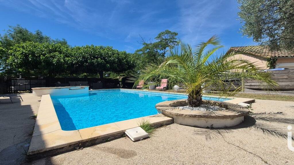 Maison à vendre T7/F7 146 m² 595000 € Saint-Bauzille-de-Putois (34190)
