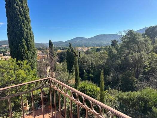 5 annonces maisons 1 chambre à vendre Le Plan-de-la-Tour 83120 à partir ...