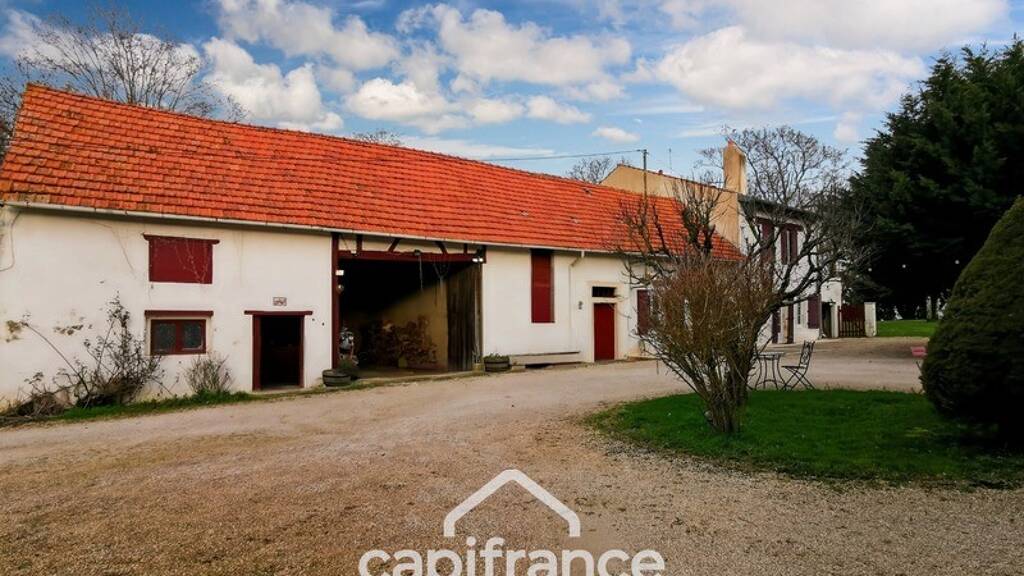 Maison à vendre T8/F8 170 m² 390000 € Bragny-sur-Saône (71350)