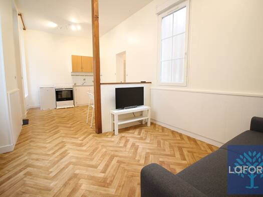 2 annonces studios (T1/F1) meublés à louer Saint Michel Étampes 91150 à partir de 480€, Seloger.com