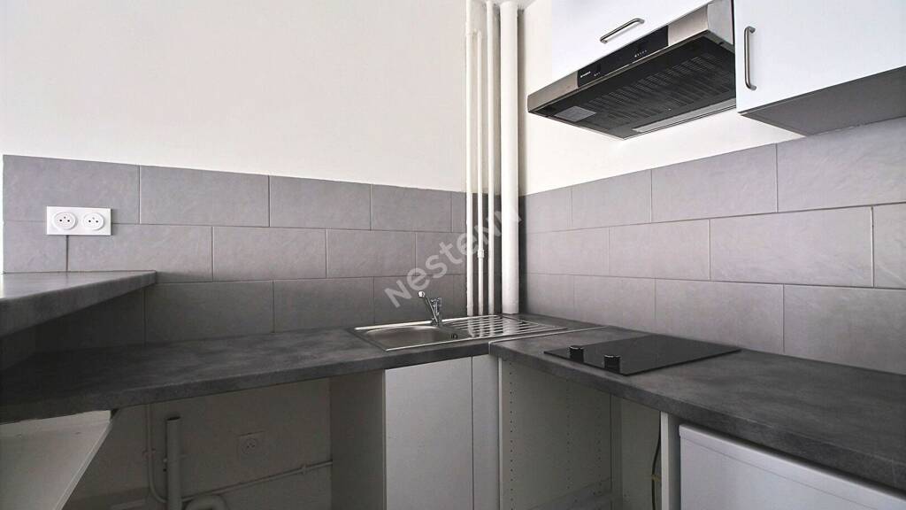 Appartement à louer studios et studettes 29 m² 1174.7 € Léon-Blum Folie ...