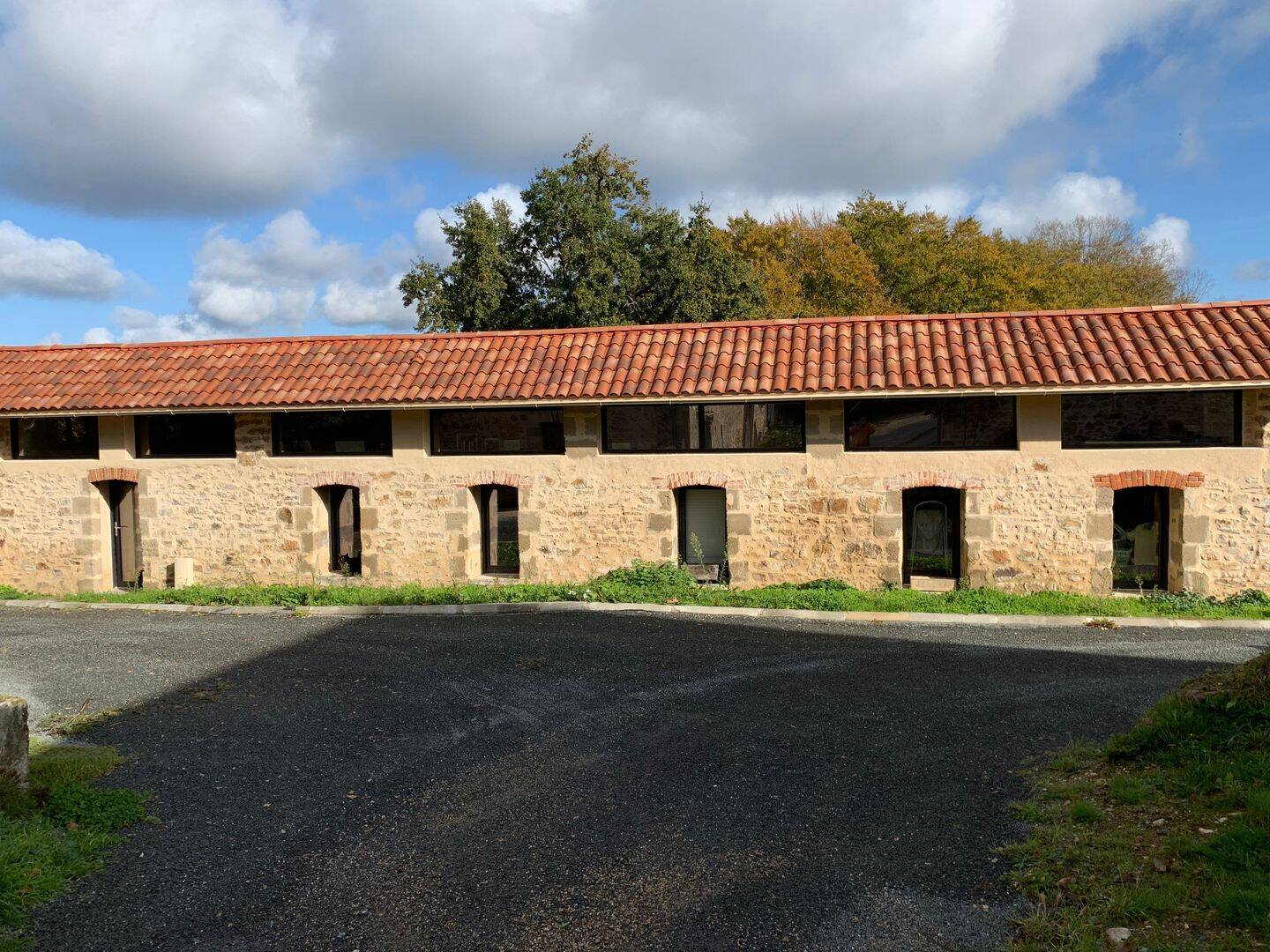 Maison à louer T3/F3 1100 m² 850 € Saint-Pierre-de-Frugie (24450)